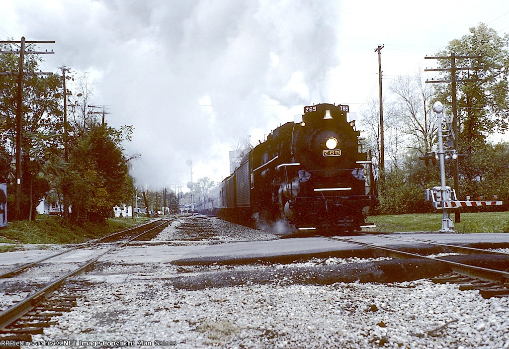 NKP 2-8-4 765